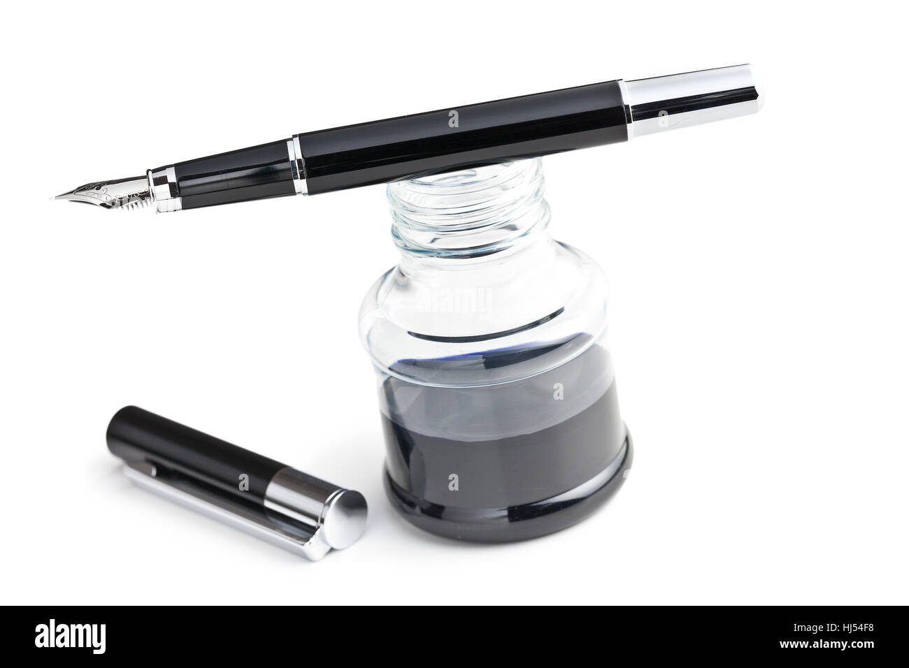 White fountain pen and inkwell hi-res stock photography and images - Alamy