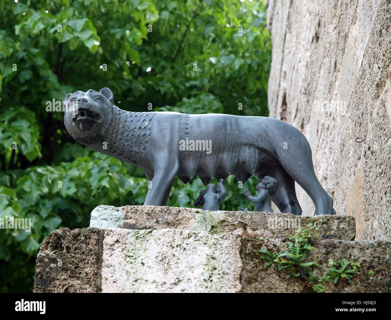 tuscany, italian, medieval, italy, emblem, statue, sculpture, tuscany ...