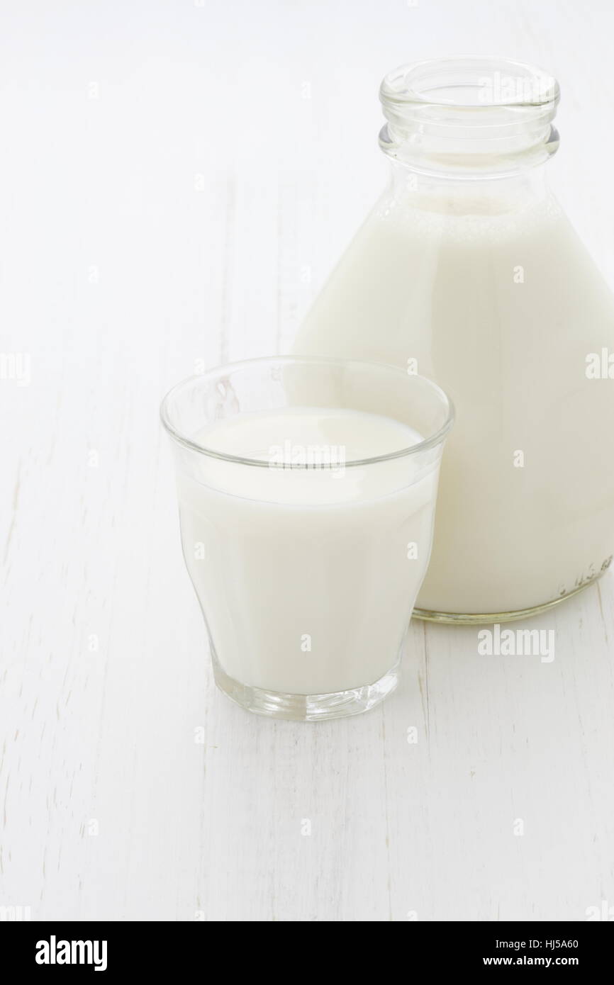 Delicious, nutritious and fresh milk pint Stock Photo - Alamy