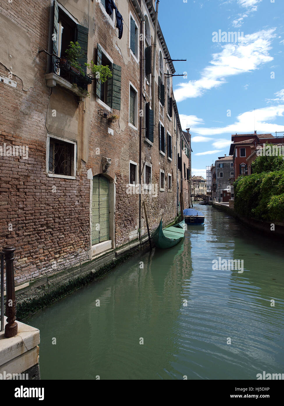venice, italian, italy, buildings, city, town, window, porthole, dormer ...