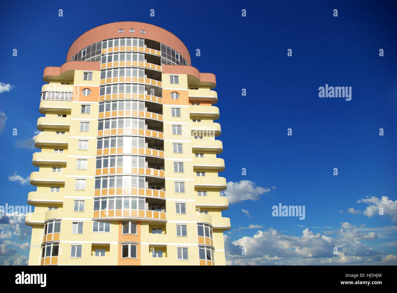 house, building, big, large, enormous, extreme, powerful, imposing ...