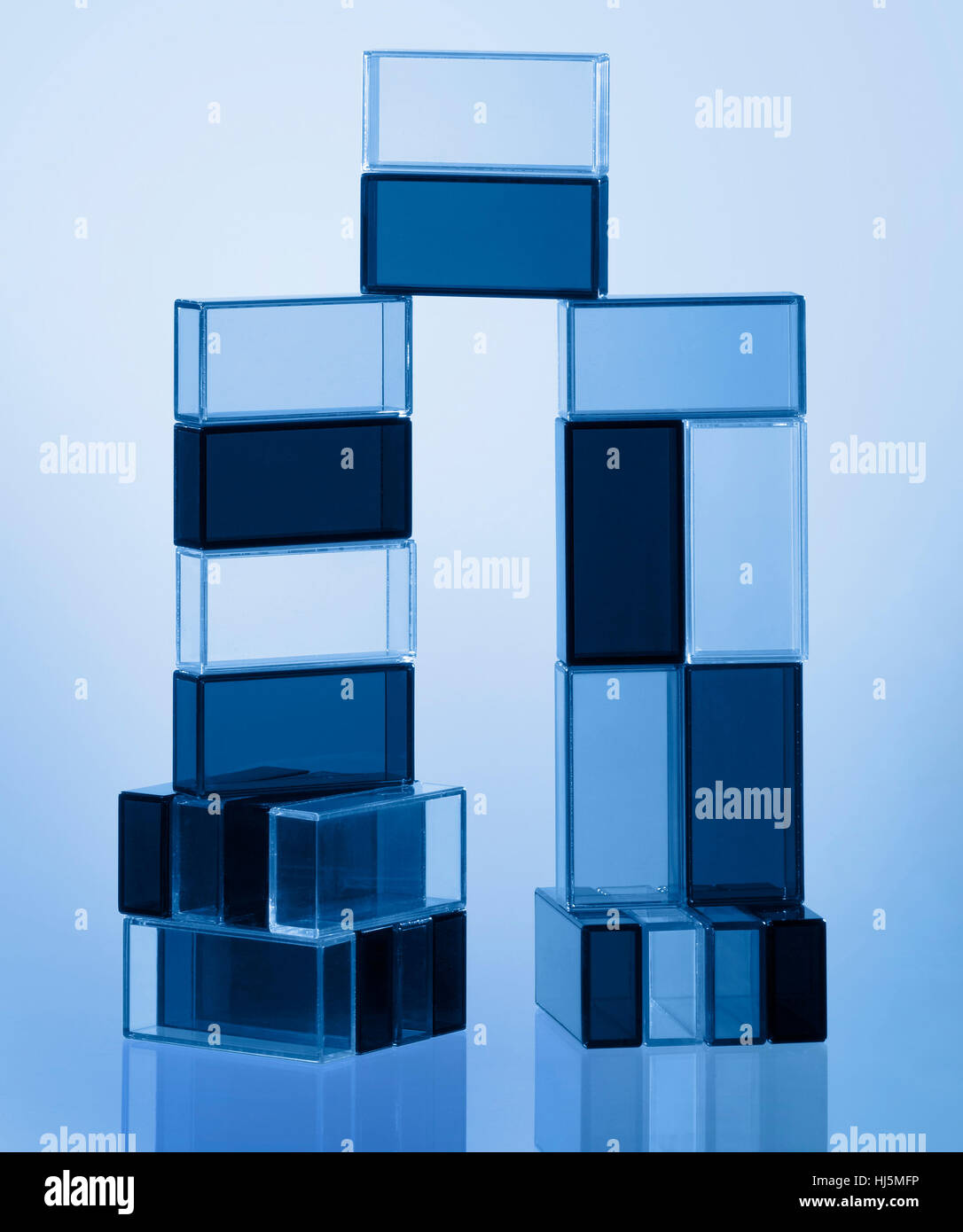 Hollow blocks hi-res stock photography and images - Alamy