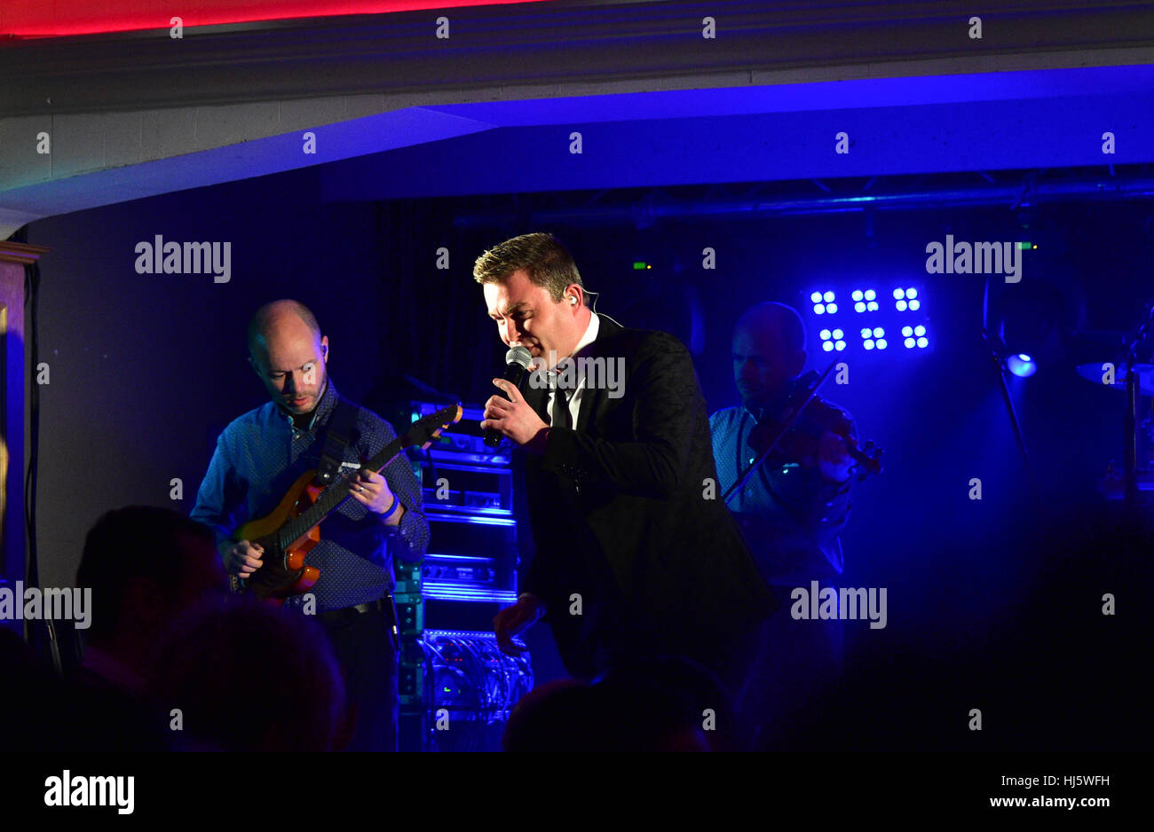 Country music fans ireland hi-res stock photography and images - Alamy