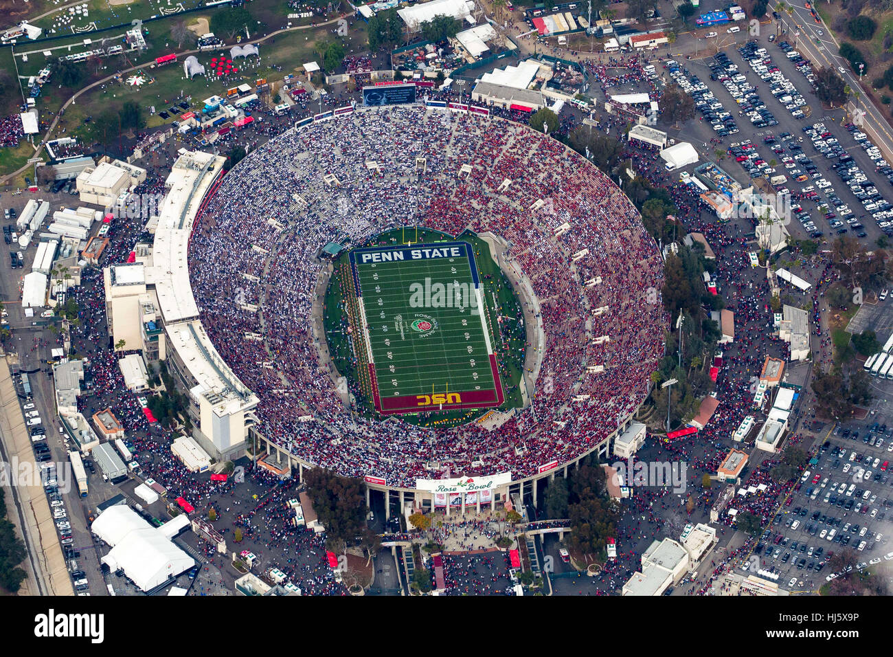 Pasadena, California, USA. 2nd Jan, 2017. Aerial view of the Rose Bowl ...