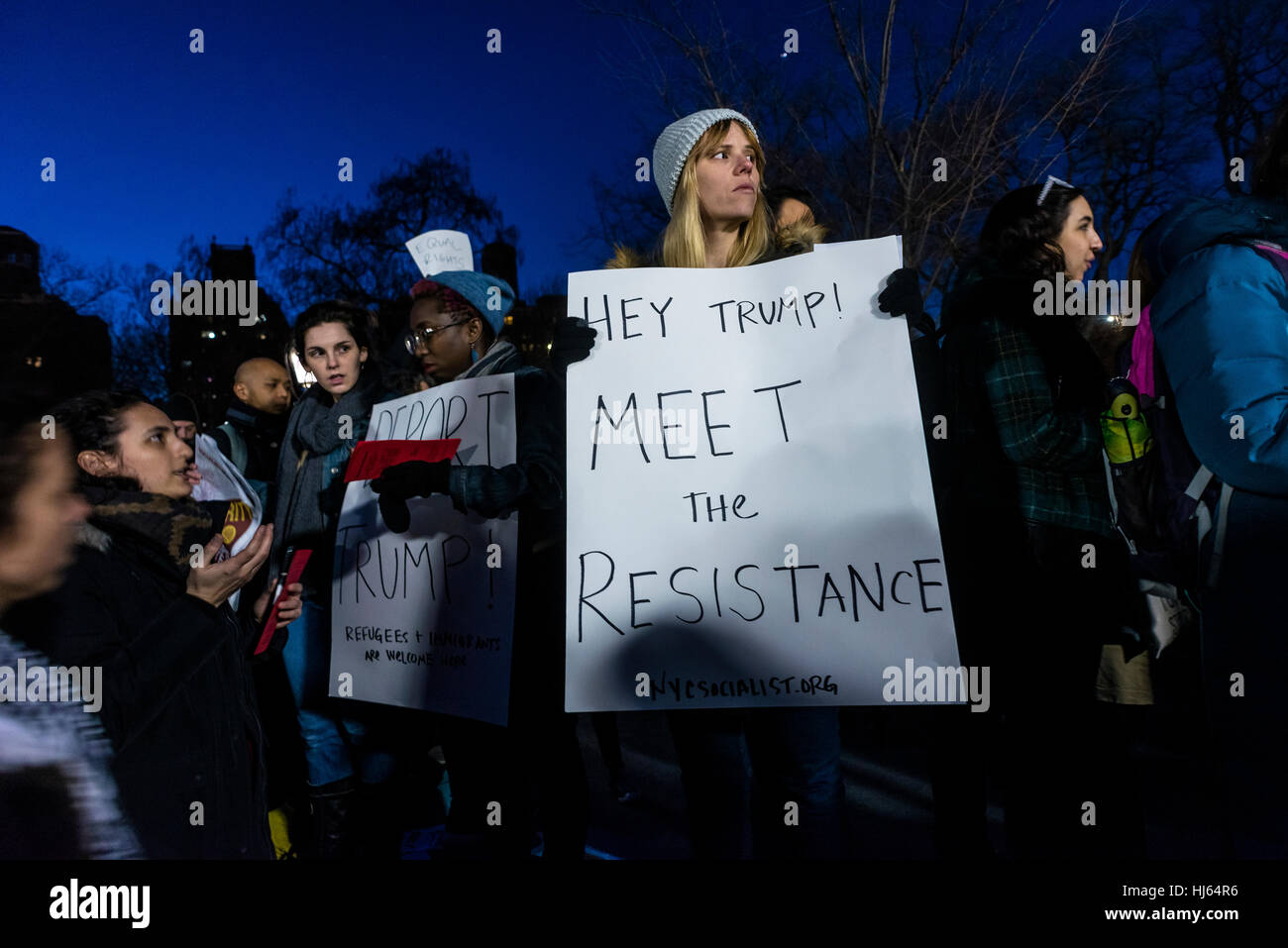 Trump sign executive orders hi-res stock photography and images - Alamy