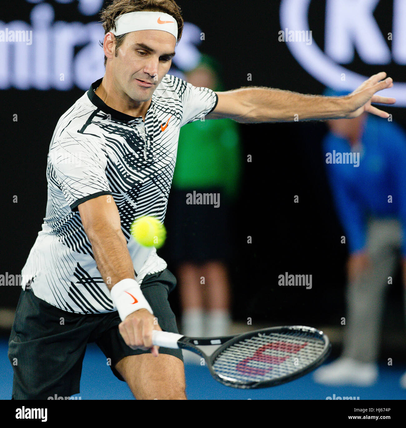 Roger federer backhand hi-res stock photography and images - Alamy