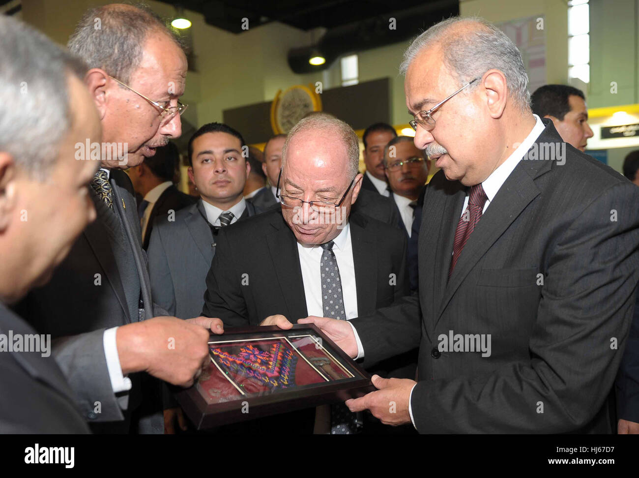 Cairo, Egypt. 26th Jan, 2017. Egyptian Prime Minister Sherif Ismail ...