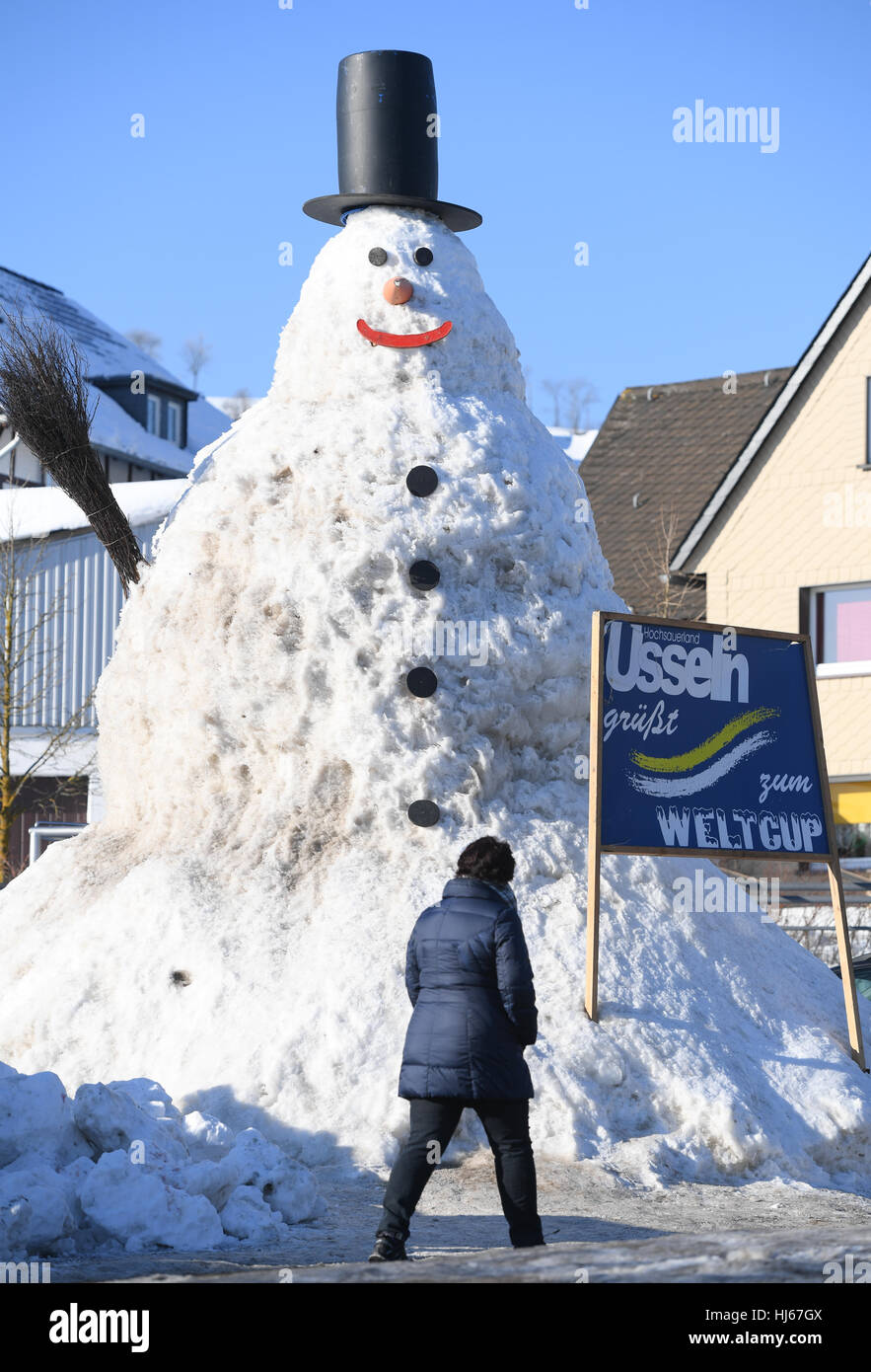 Usseln, Germany. 26th Jan, 2017. Jutta Saunig from Hoeringhausen ...