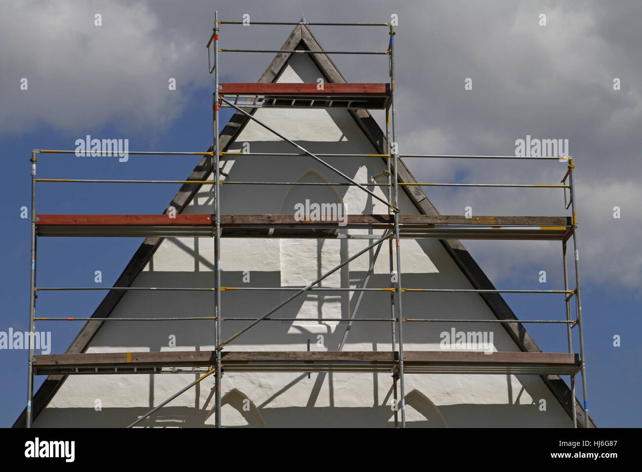 house, building, home, dwelling house, residential building, scaffold ...