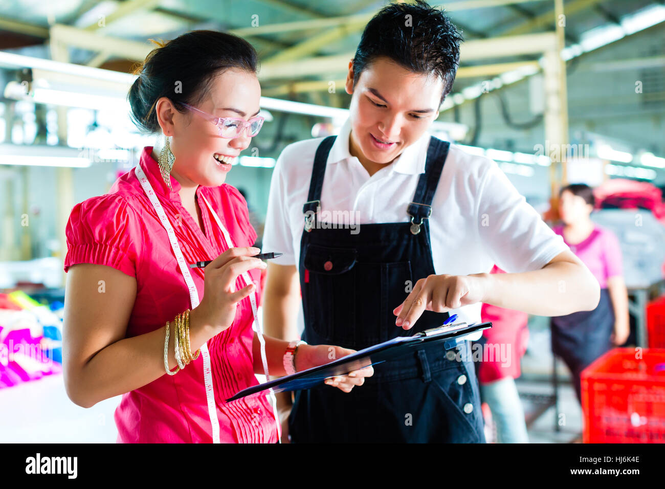 Female workers in fashion industry hi-res stock photography and images ...