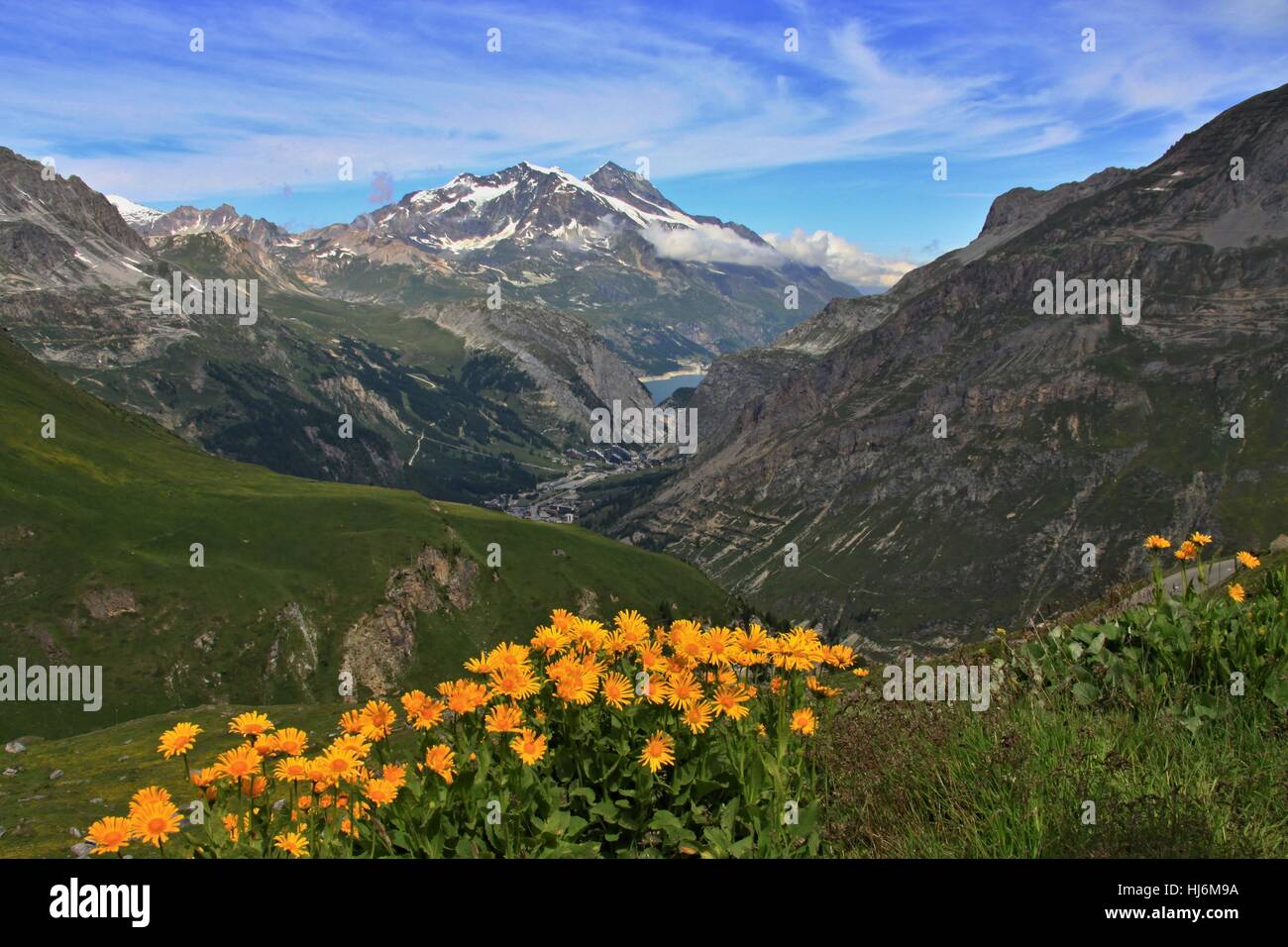 Surounding Lac du Chevril, Mountain View, Val-d'Isère, Savoy Alps ...