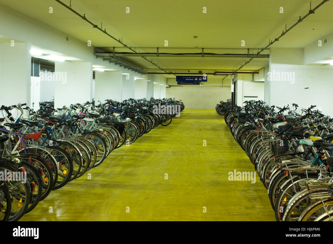 Lot of Cycles in a underground garage Stock Photo - Alamy