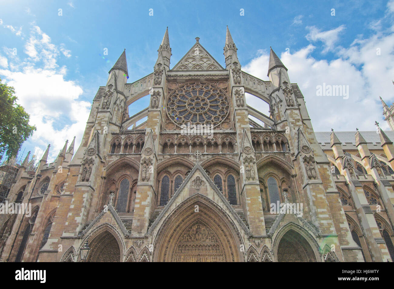 church, cathedral, abbey, style of construction, architecture ...