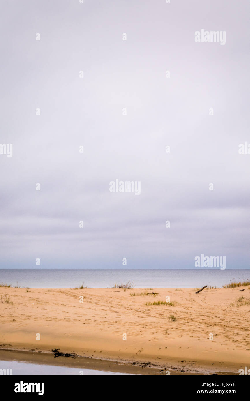 Sand water and beach photograph hi-res stock photography and images - Alamy