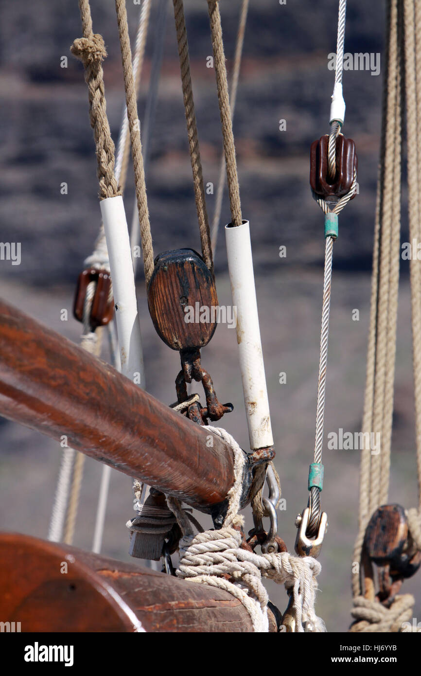 chain, diagonal, sailing ship, sailing boat, sailboat, rowing boat ...