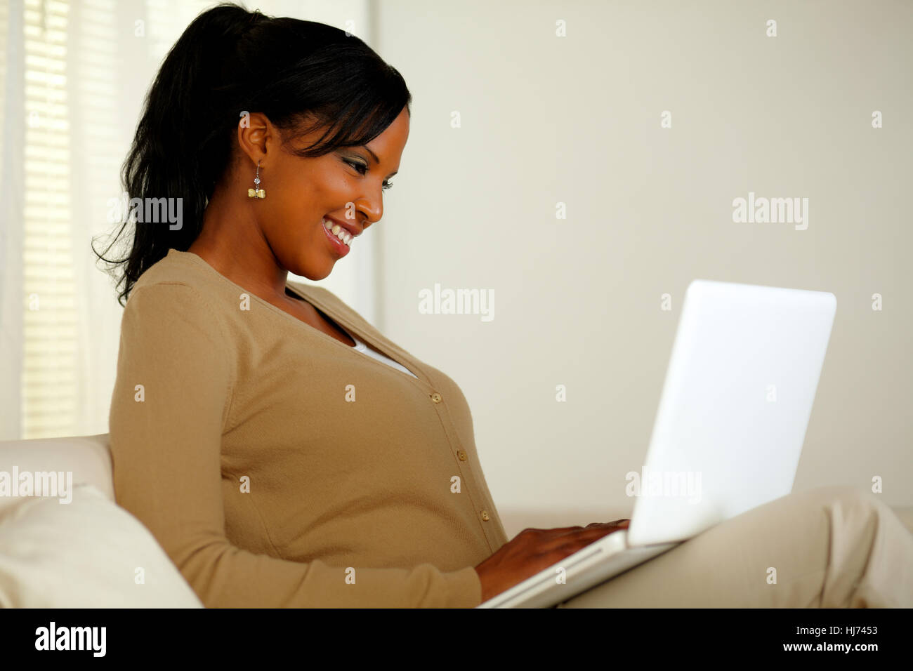 woman, house, building, laptop, notebook, computers, computer, laugh ...