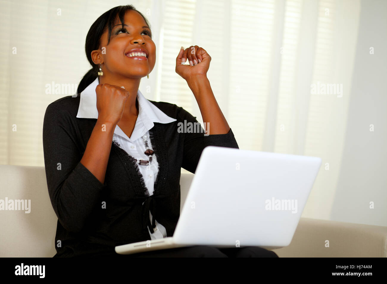 woman, house, building, laptop, notebook, computers, computer, laugh ...