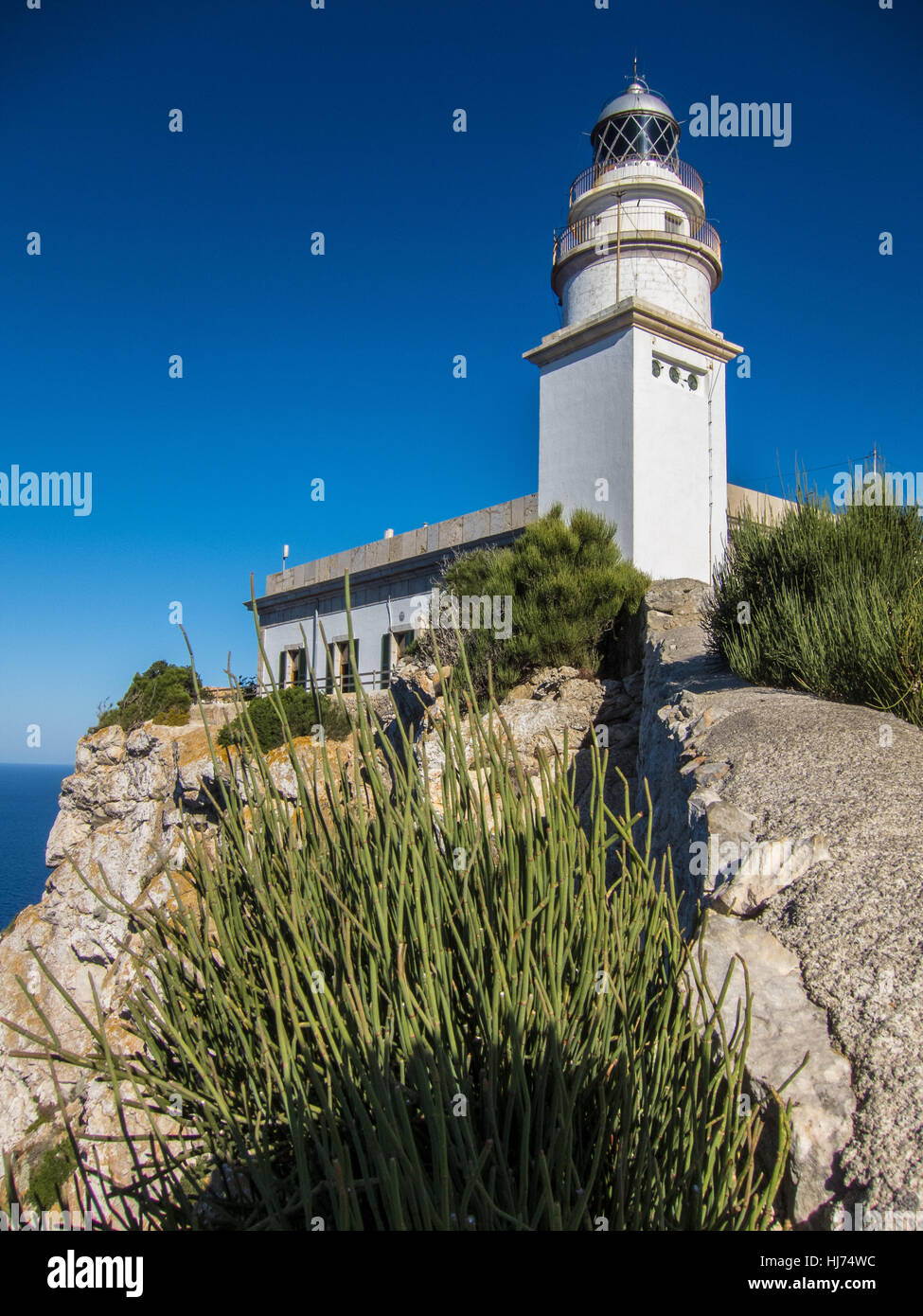 Península de formentor lighthouse hi-res stock photography and images ...