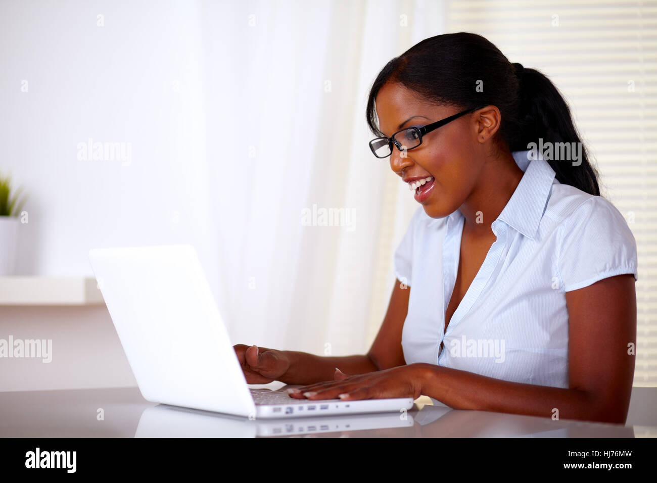 woman, office, laptop, notebook, computers, computer, laugh, laughs ...