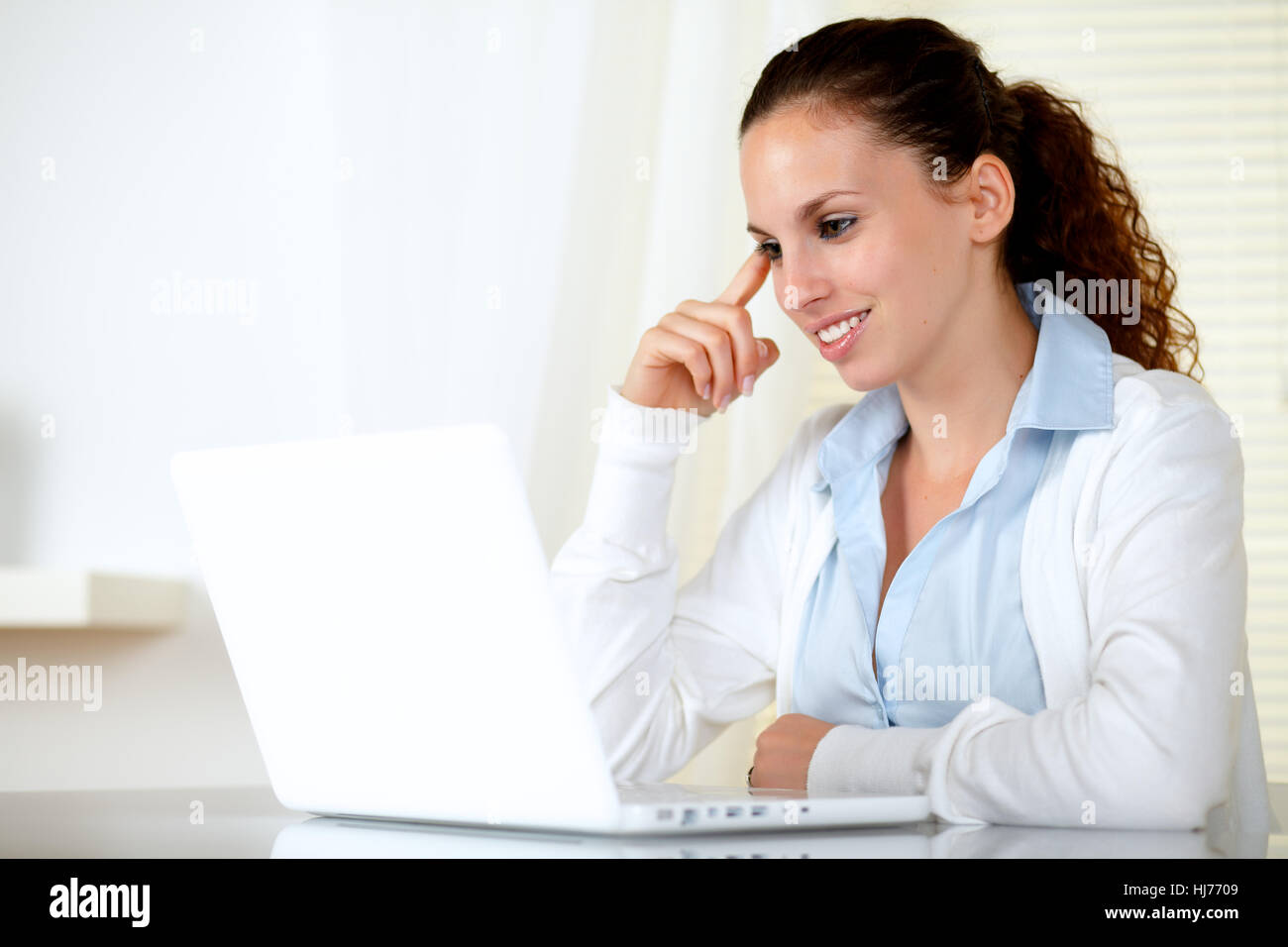 woman, office, laptop, notebook, computers, computer, laugh, laughs ...