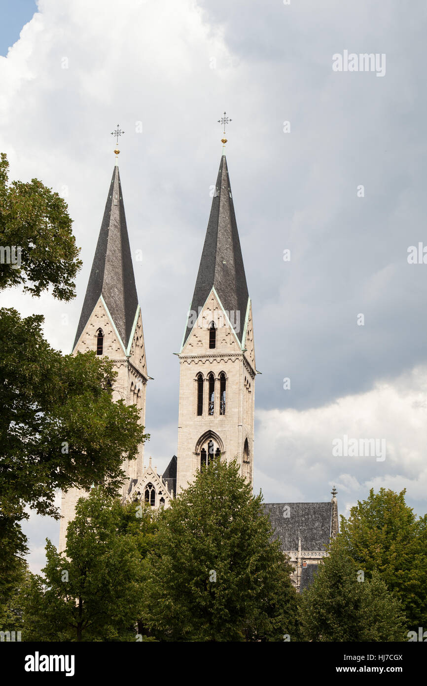 Cathedral of halberstadt hi-res stock photography and images - Alamy