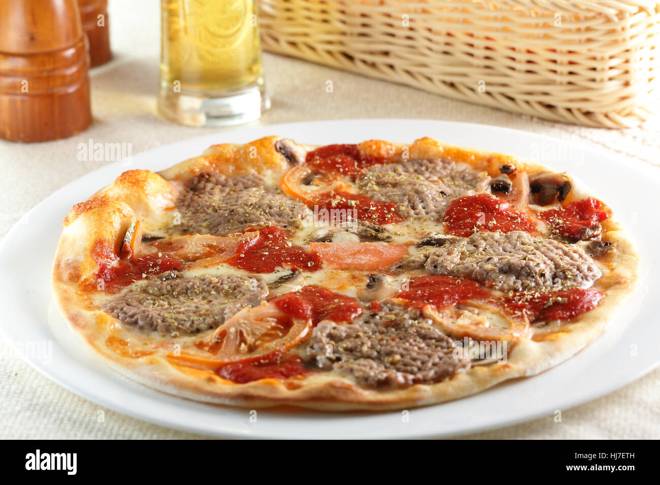 restaurant, food, aliment, board, objects, colour, american, water ...