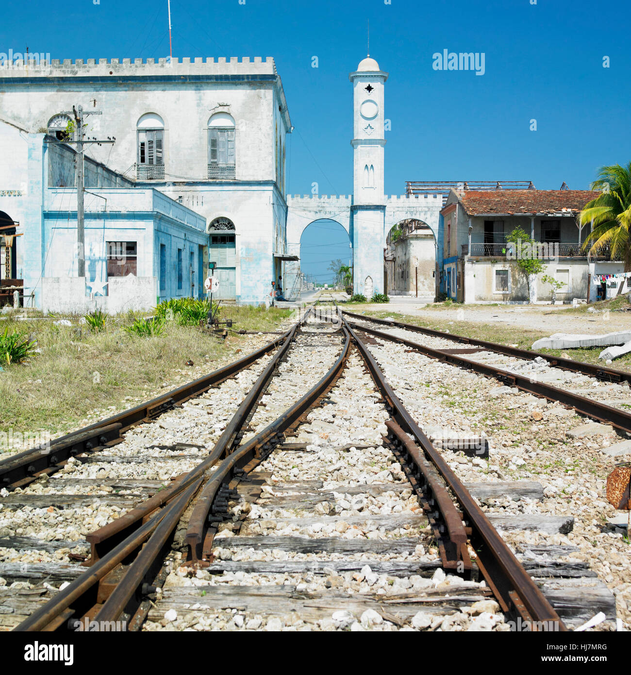 station, railway, locomotive, train, engine, rolling stock, vehicle ...