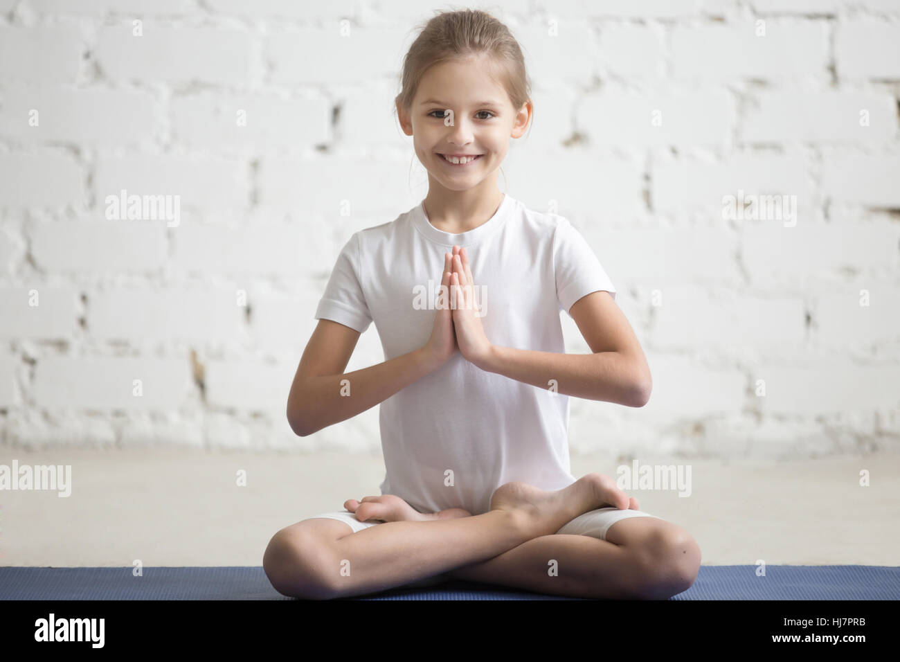 Namaste child hi-res stock photography and images - Alamy