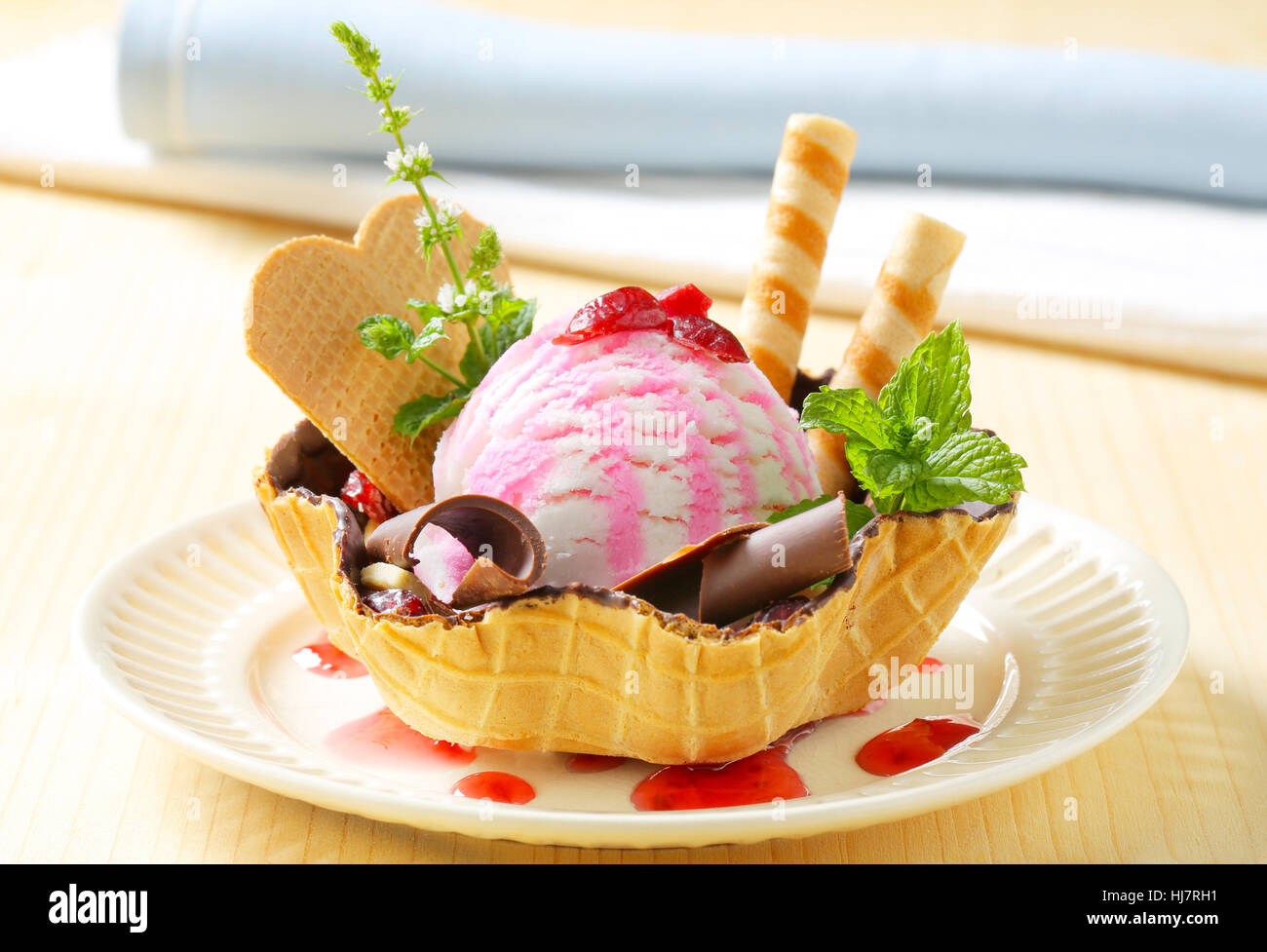 food, aliment, arrangement, sweet, closeup, frozen, fruit, plate, dish ...