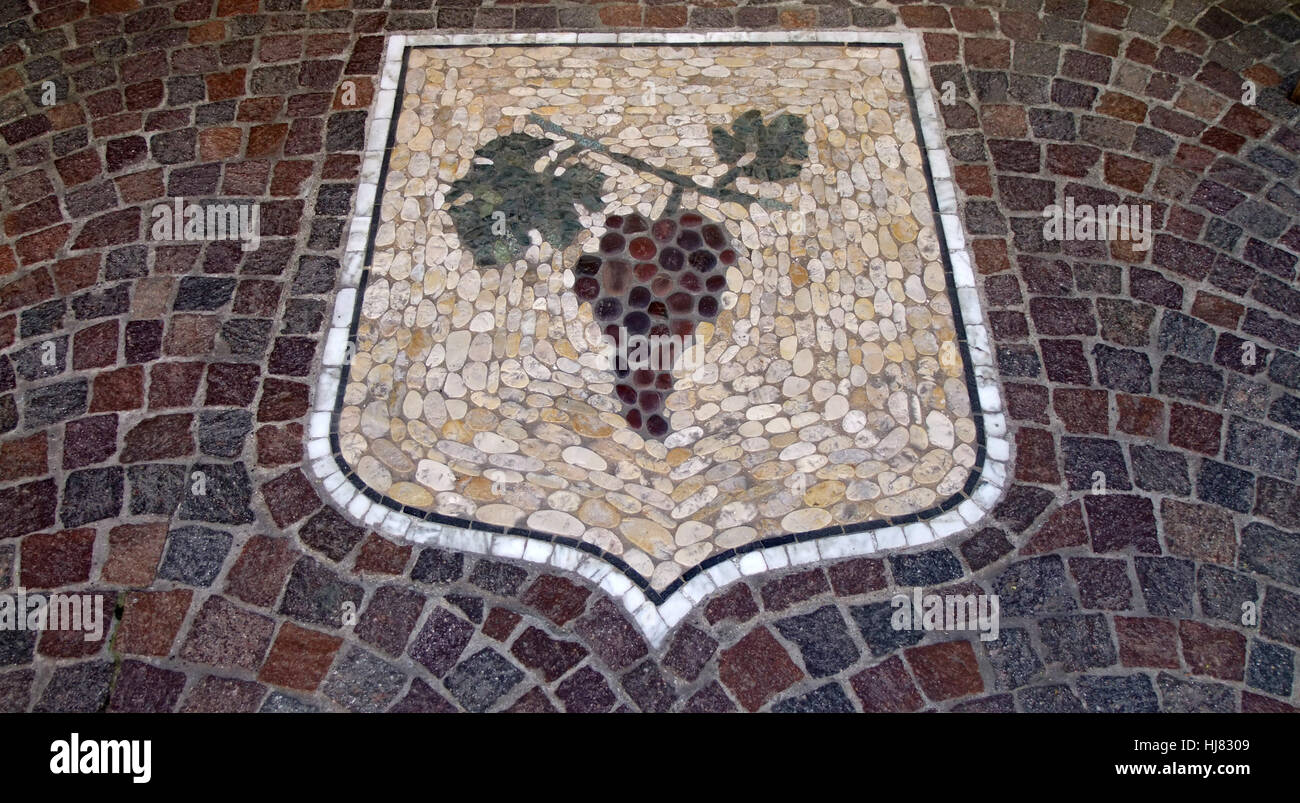 art at the bottom 2 Stock Photo - Alamy