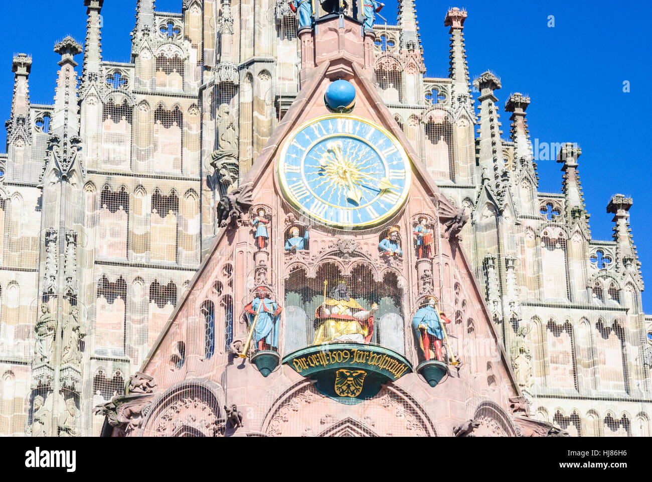 Nürnberg, Nuremberg: Old town; Main market; Woman Church; Art clock ...