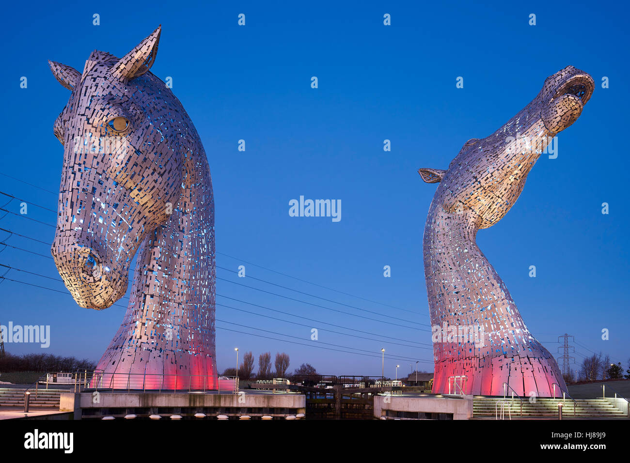 Large illuminated sculptures hi-res stock photography and images - Alamy