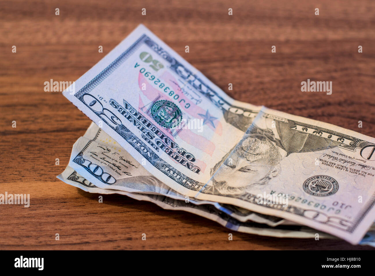 American money pile hi-res stock photography and images - Alamy