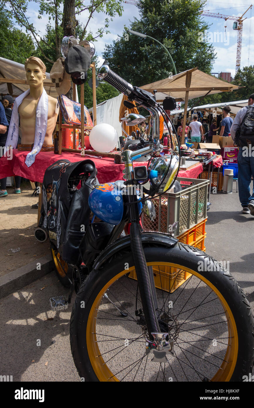 Maybachufer hi-res stock photography and images - Alamy