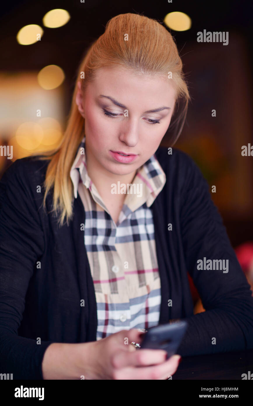 woman, conversation, telephone, phone, humans, human beings, people ...