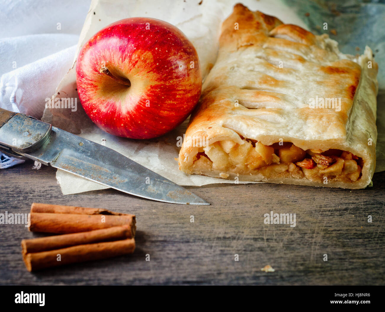 homemade strudel cake with apples and cinnamon Stock Photo - Alamy