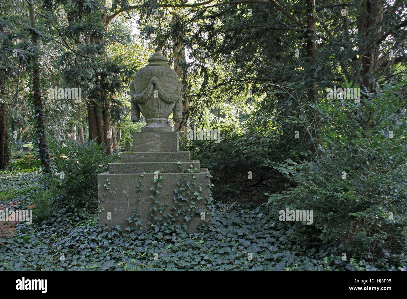 old cemetery minden (stone urn Stock Photo - Alamy