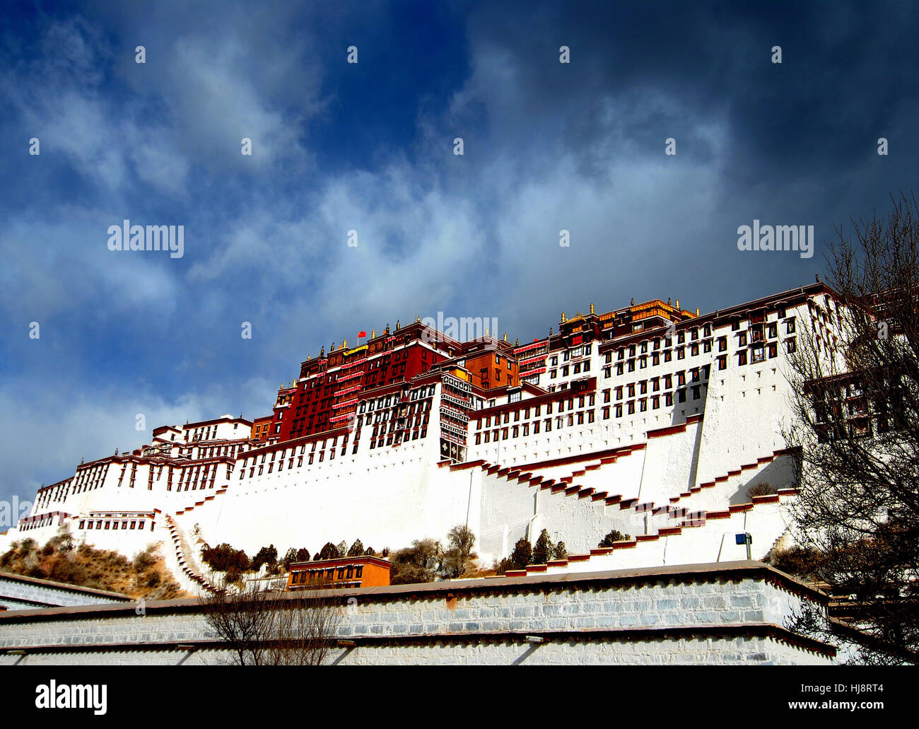 Capital of tibet hi-res stock photography and images - Alamy