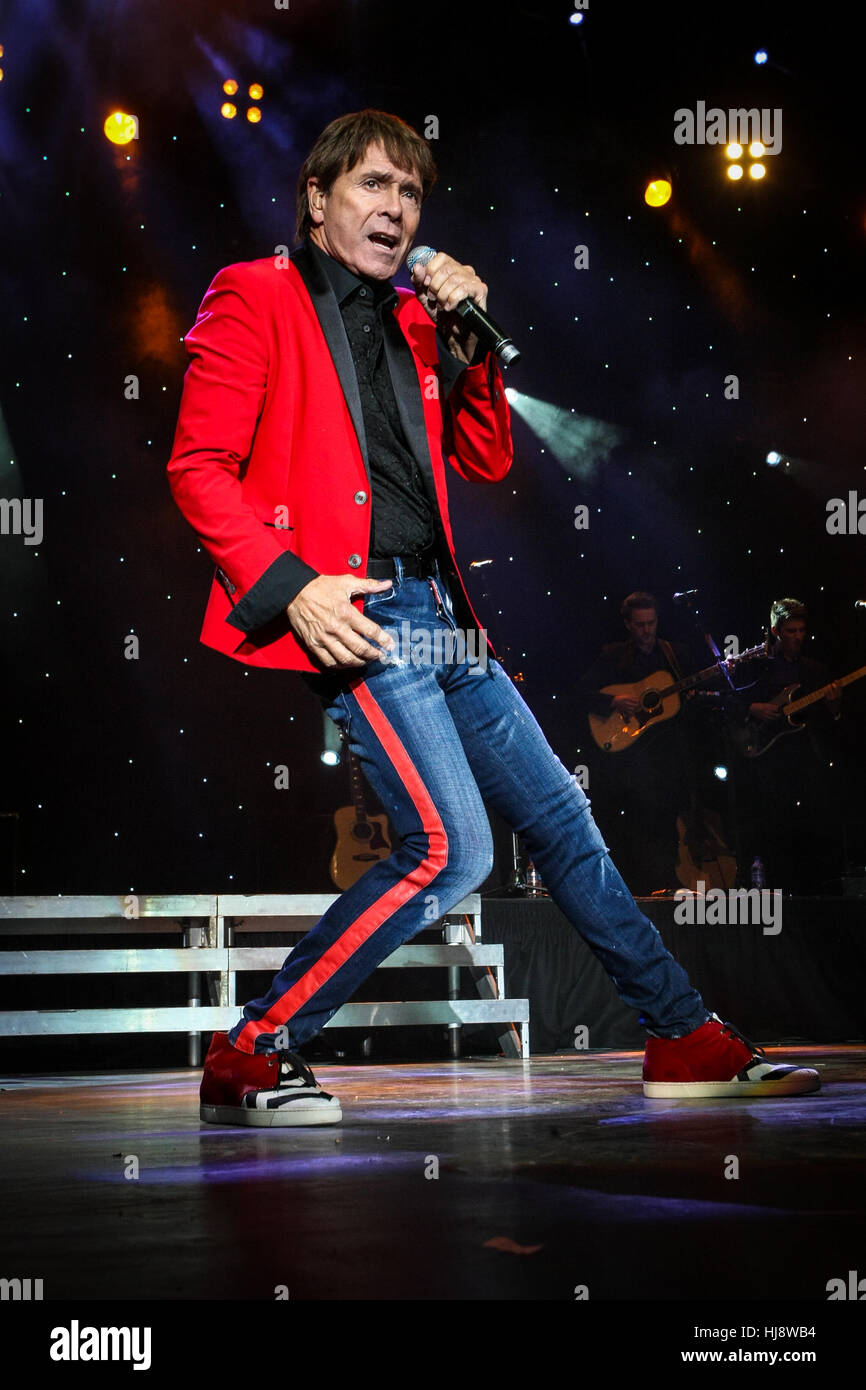Cliff Richard in concert Stock Photo - Alamy