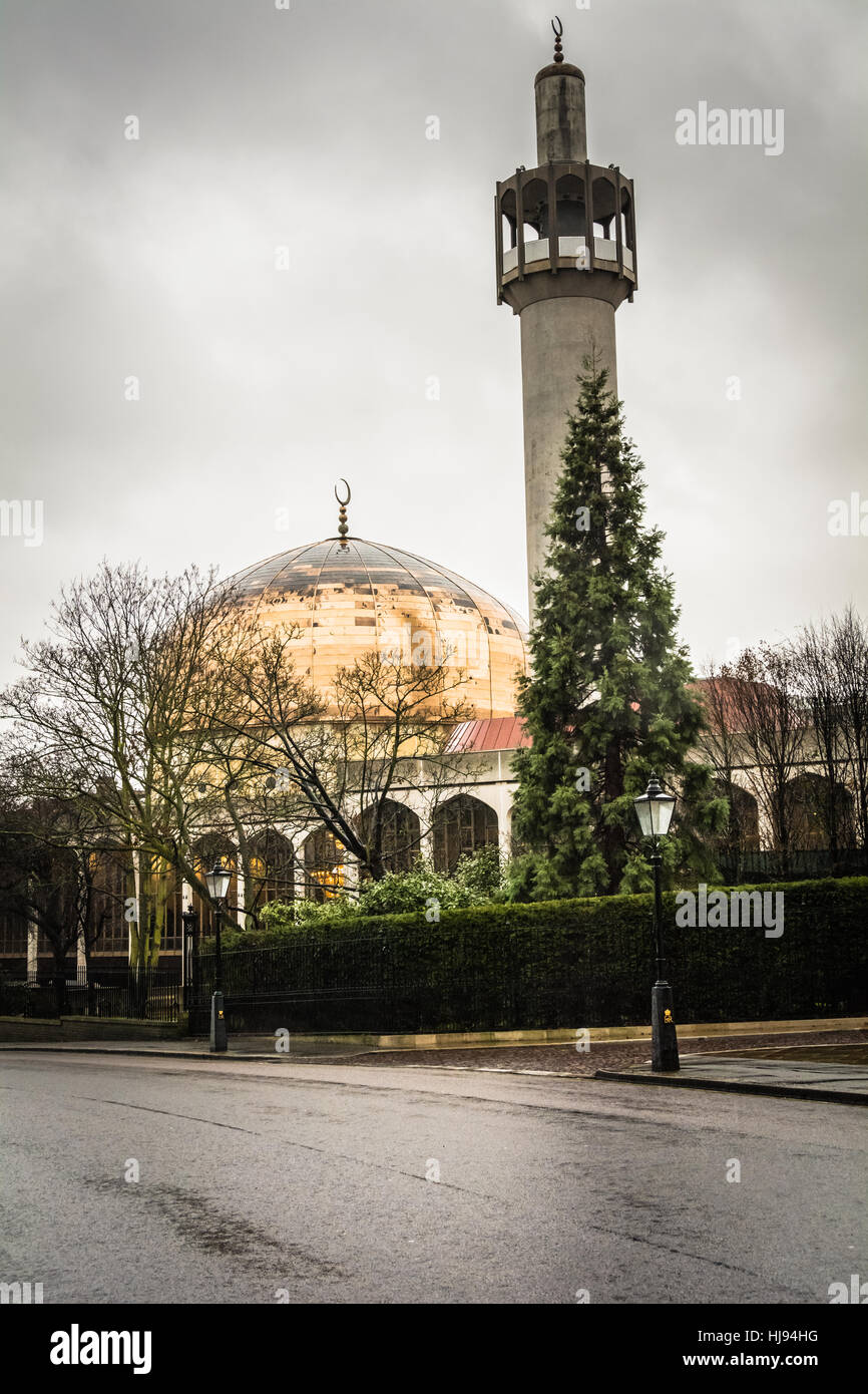 London england uk muslims hi-res stock photography and images - Alamy