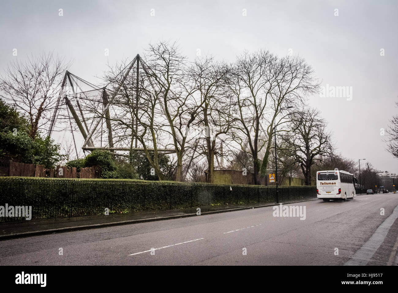 The iconic Snowdon Aviary at ZSL London Zoo, London, UK Stock Photo - Alamy