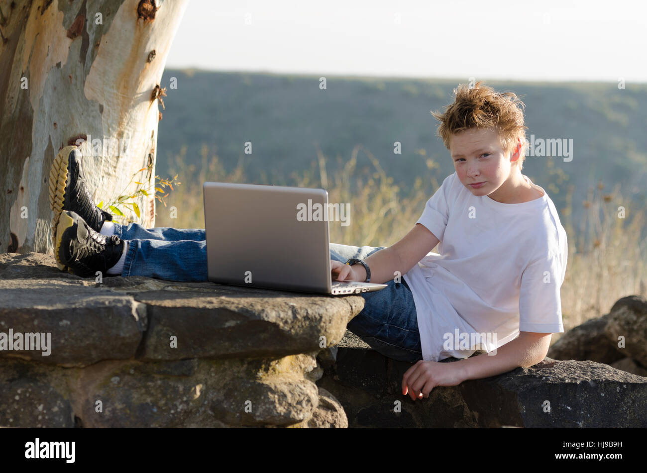 guy, laptop, notebook, computers, computer, lifestyle, relaxation, teen ...