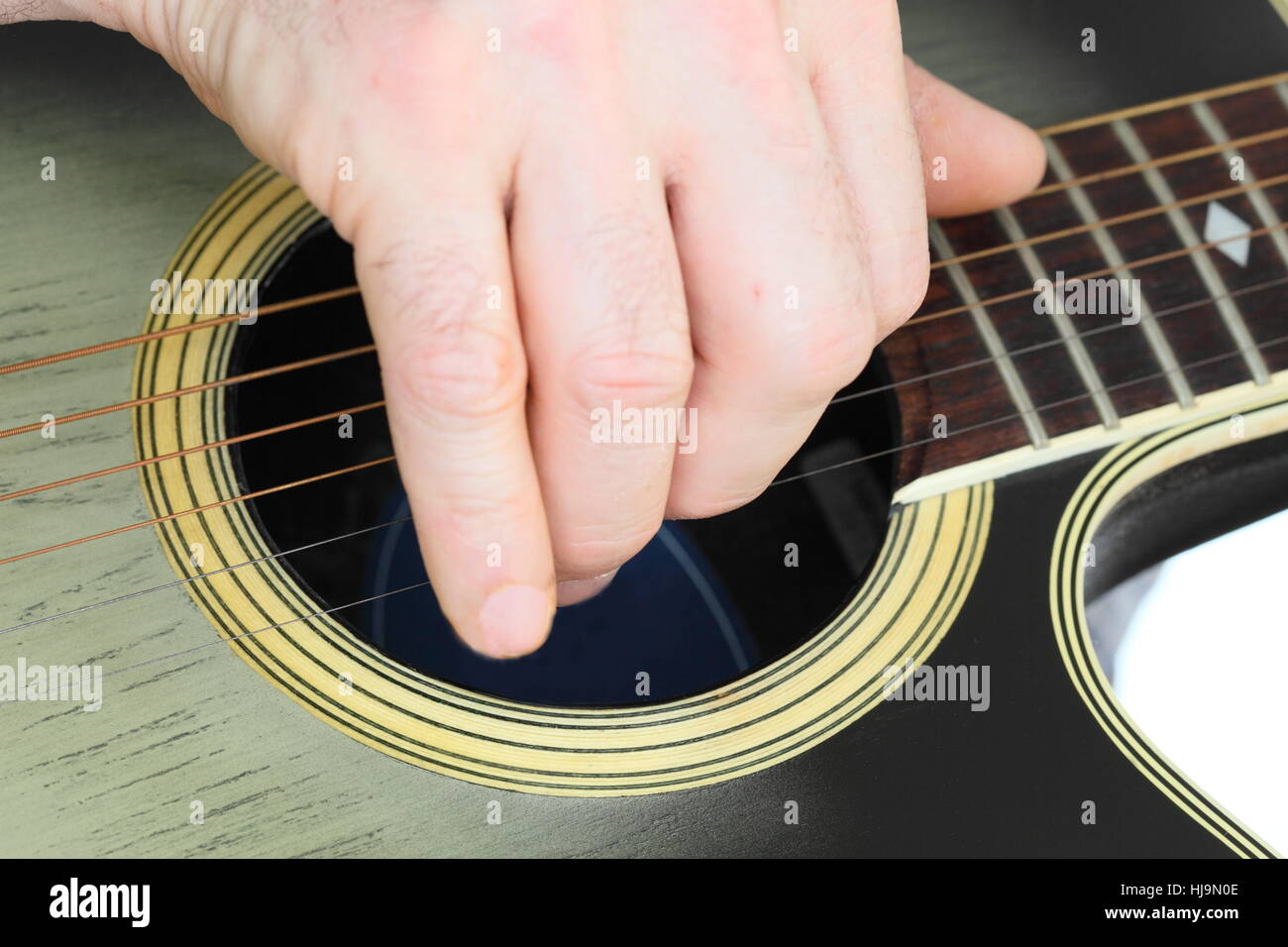 Heavy tones hi-res stock photography and images - Alamy