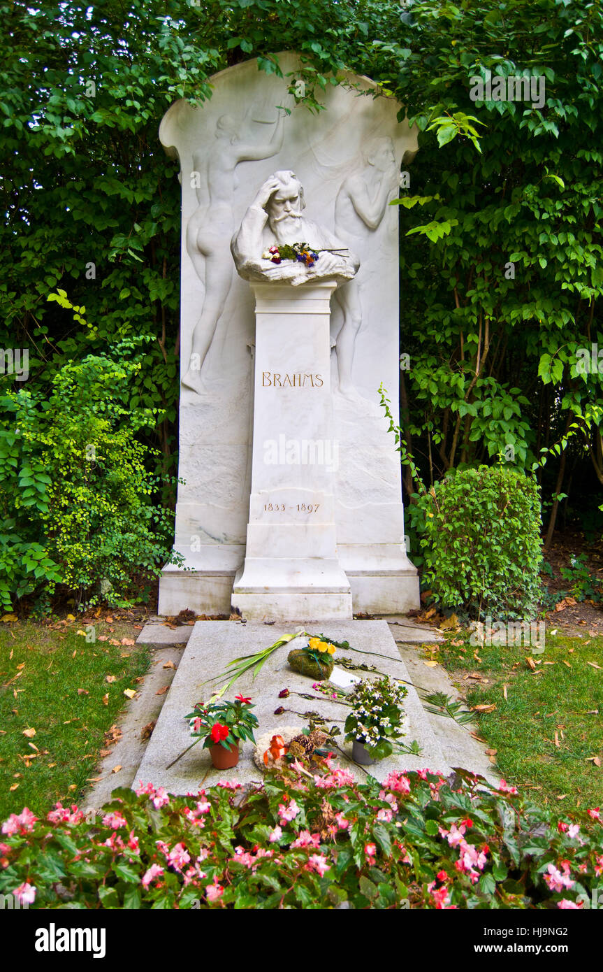Brahms grave hi-res stock photography and images - Alamy