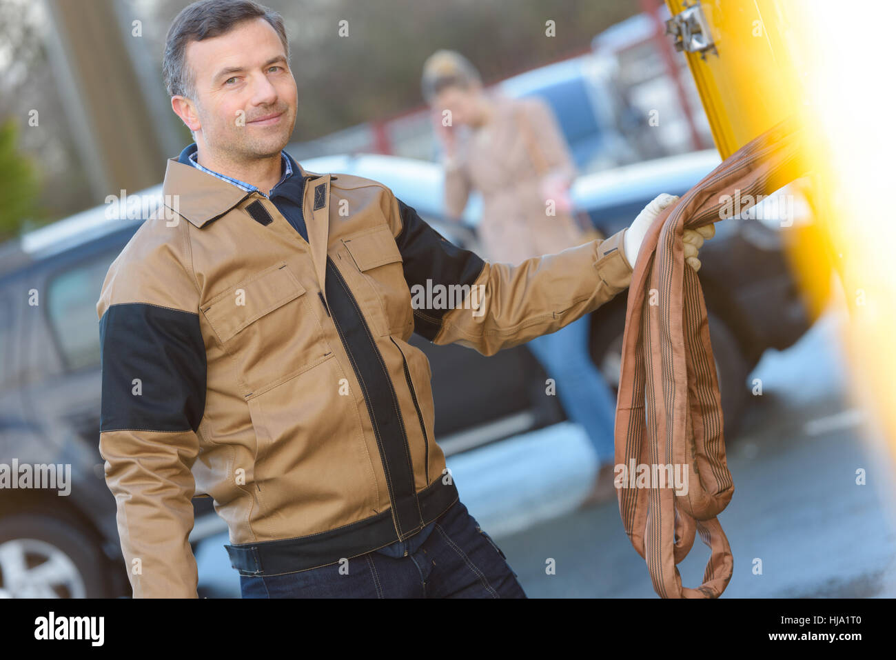 towing a car Stock Photo - Alamy