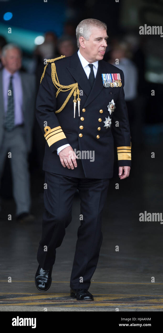 Prince andrew falklands hi-res stock photography and images - Alamy