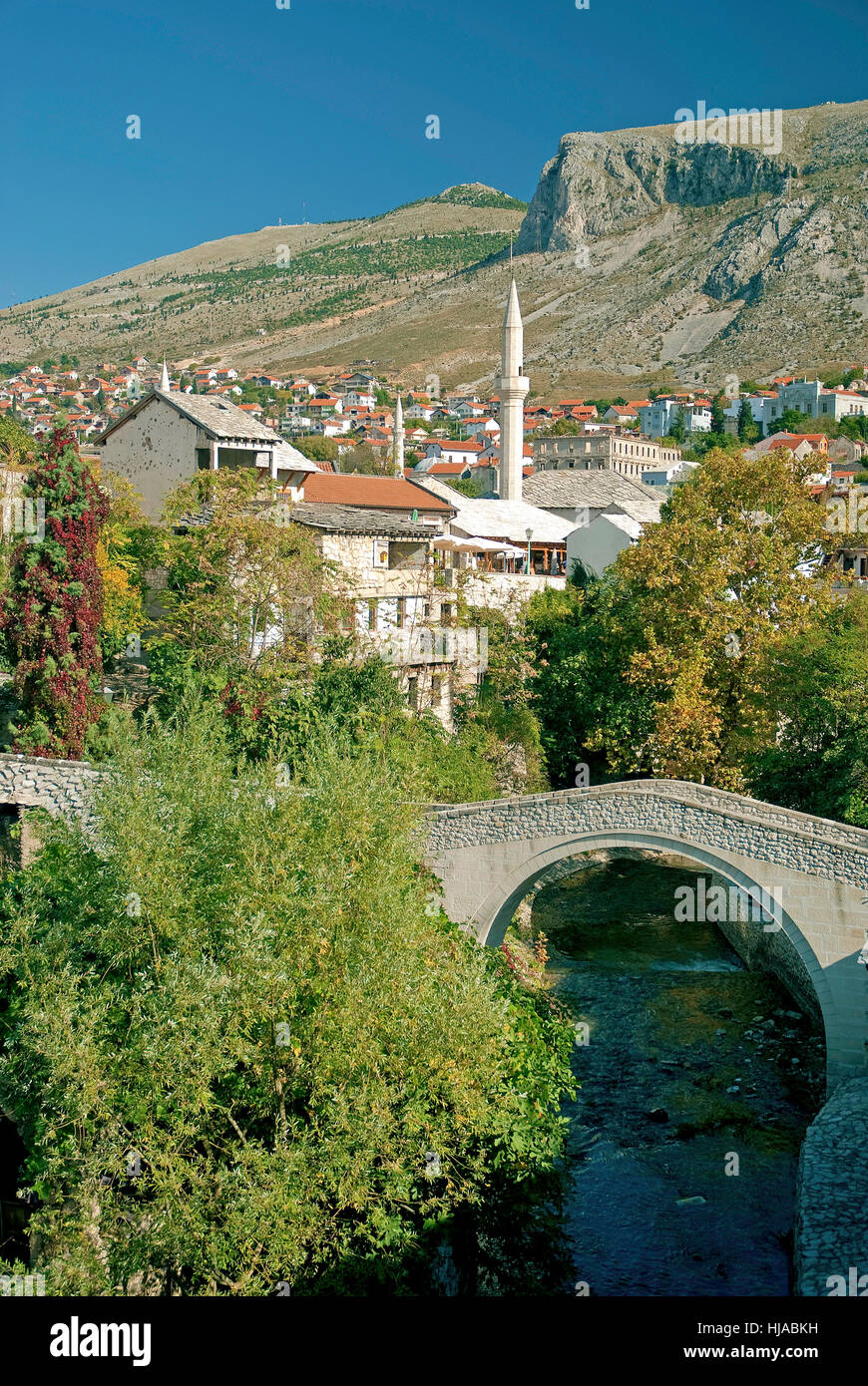 Traditional bosnian houses hi-res stock photography and images - Alamy