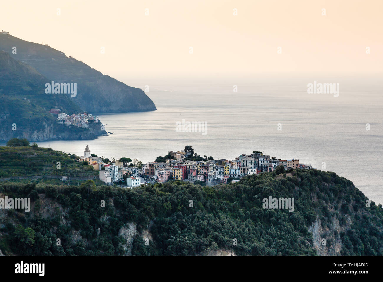 house, building, travel, city, town, culture, famous, tree, hill, park ...