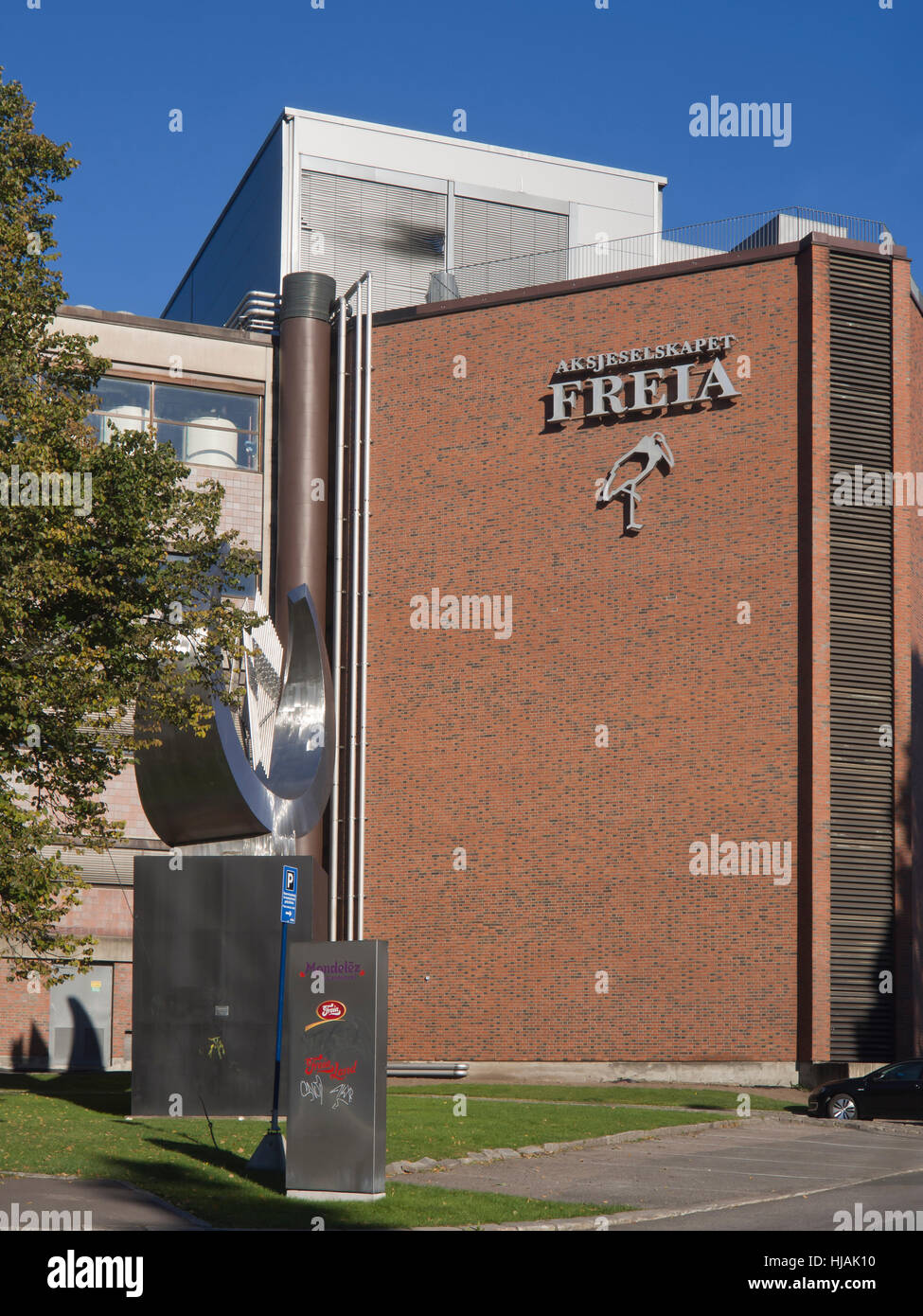 Mondelez international factory hi-res stock photography and images - Alamy