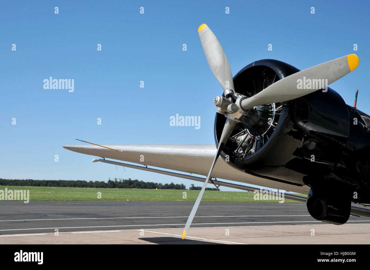Engine junkers hi-res stock photography and images - Alamy
